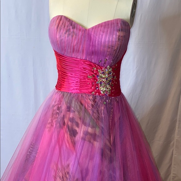Party Time Formals | Dresses | Party Ball Gown | Poshmark